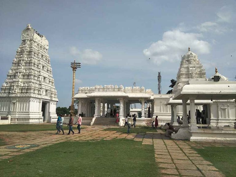 Swarnagiri Temple Bhongir (Balaji Temple)